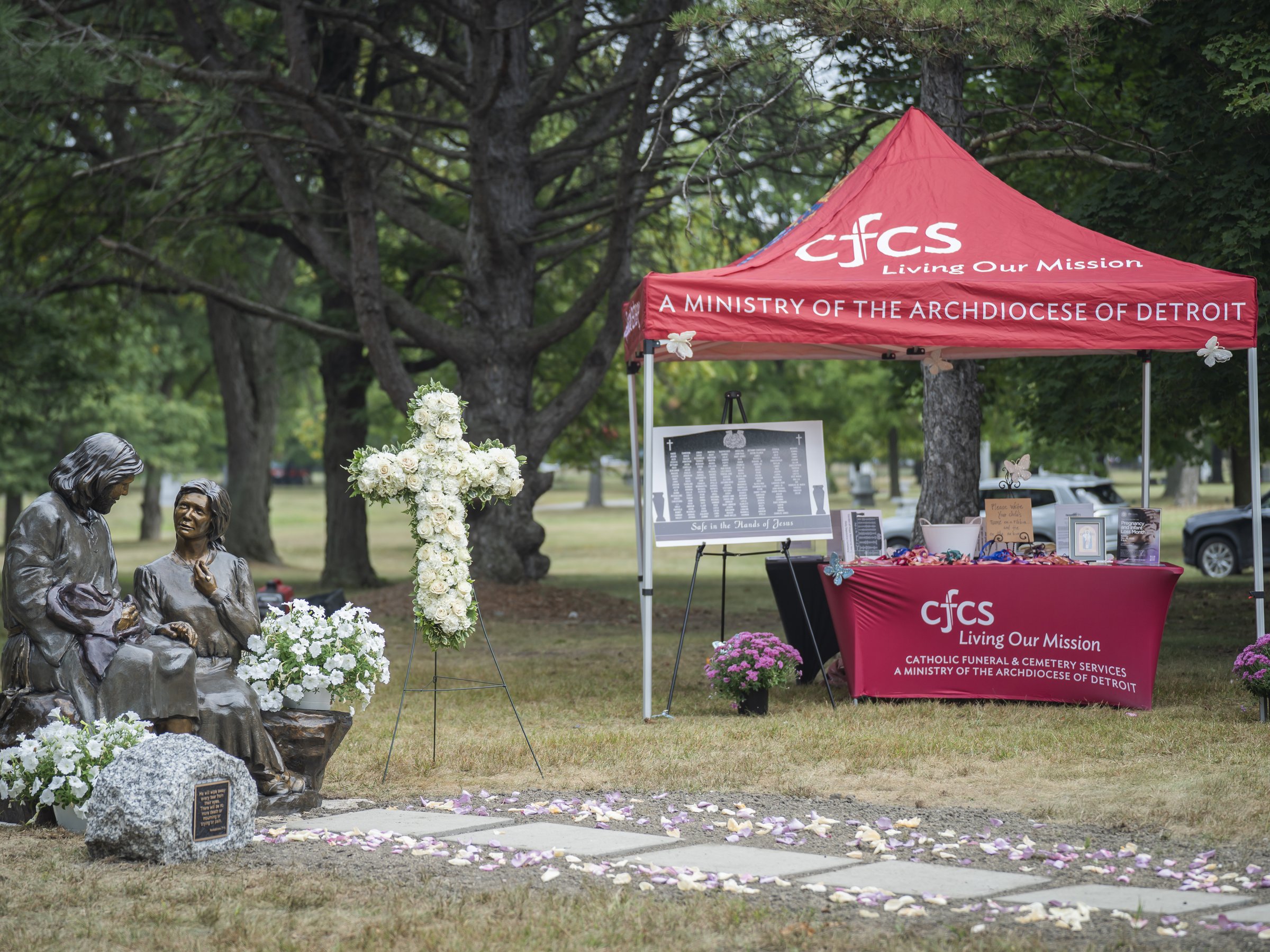 New memorial at Holy Sepulchre honors children lost during pregnancy ...