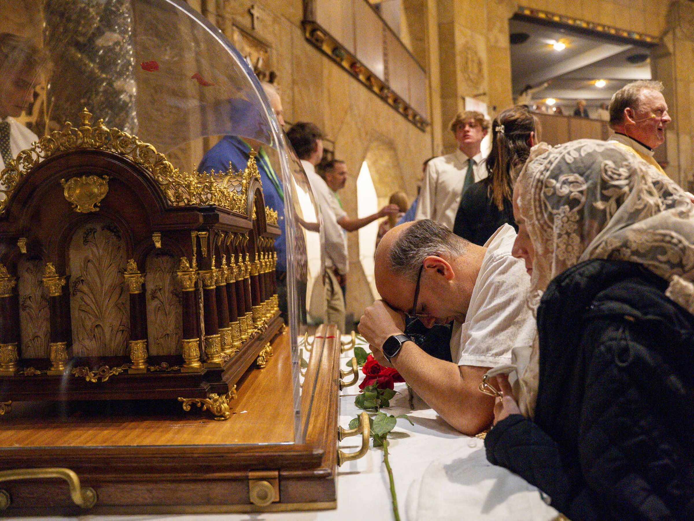 The Little Flower among us: St. Thérèse of Lisieux’s relics grace ...