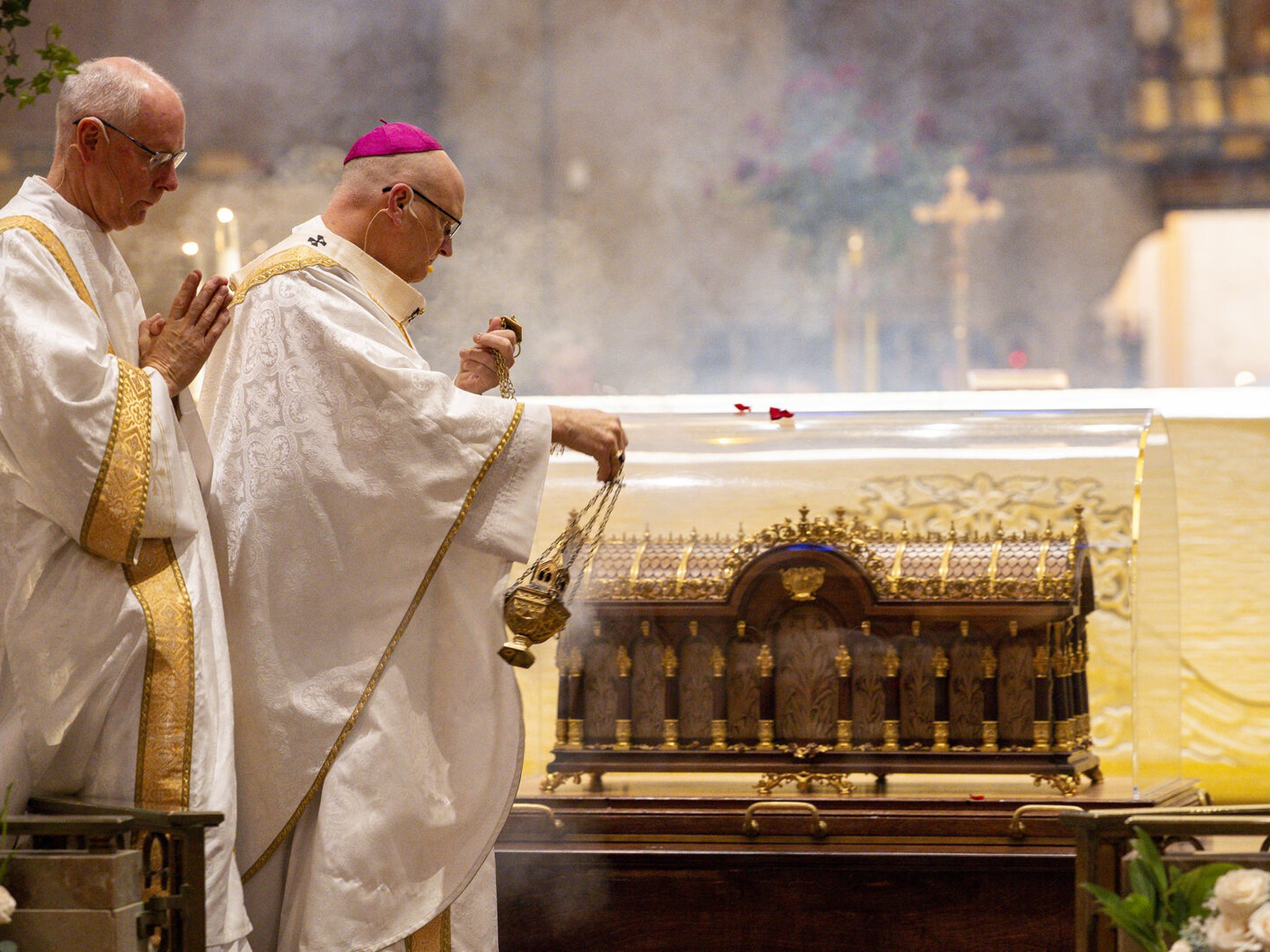 The Little Flower among us: St. Thérèse of Lisieux’s relics grace ...