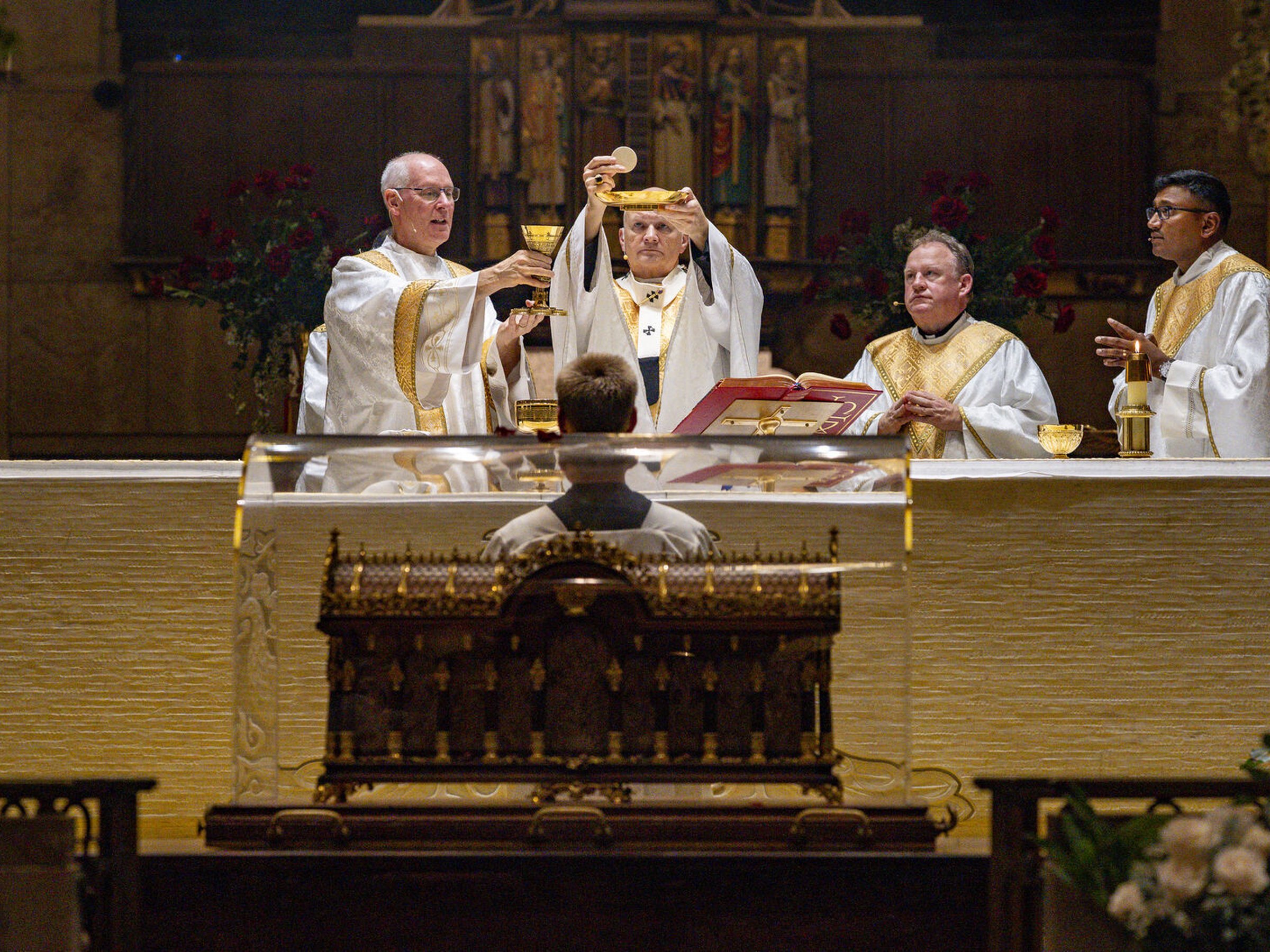 The Little Flower among us: St. Thérèse of Lisieux’s relics grace ...