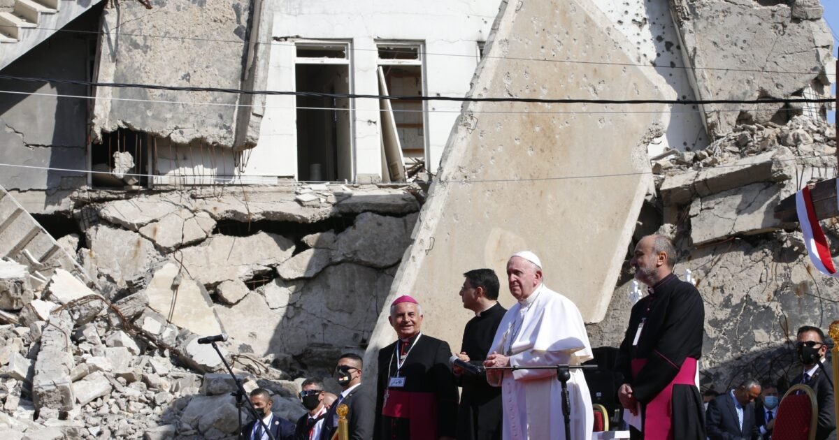 'Where crosses were torn down, he lifted hearts': Pope Francis and Iraq ...