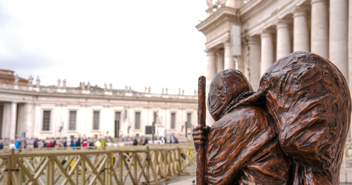 Pope loved his sculptures that gave visibility to the invisible, artist ...