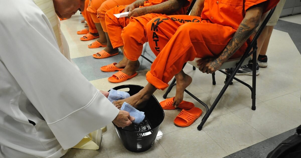 Washing inmates' feet is reminder they're 'not forgotten,' archbishop ...