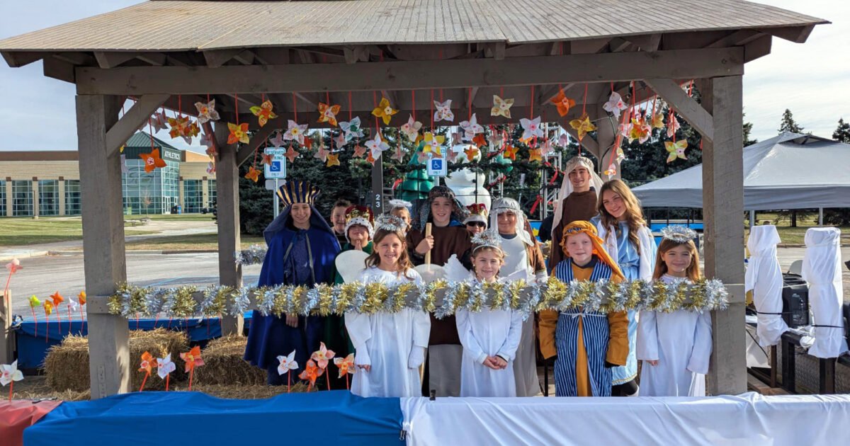 Catholic school, Knights of Columbus team up to make Nativity-themed ...
