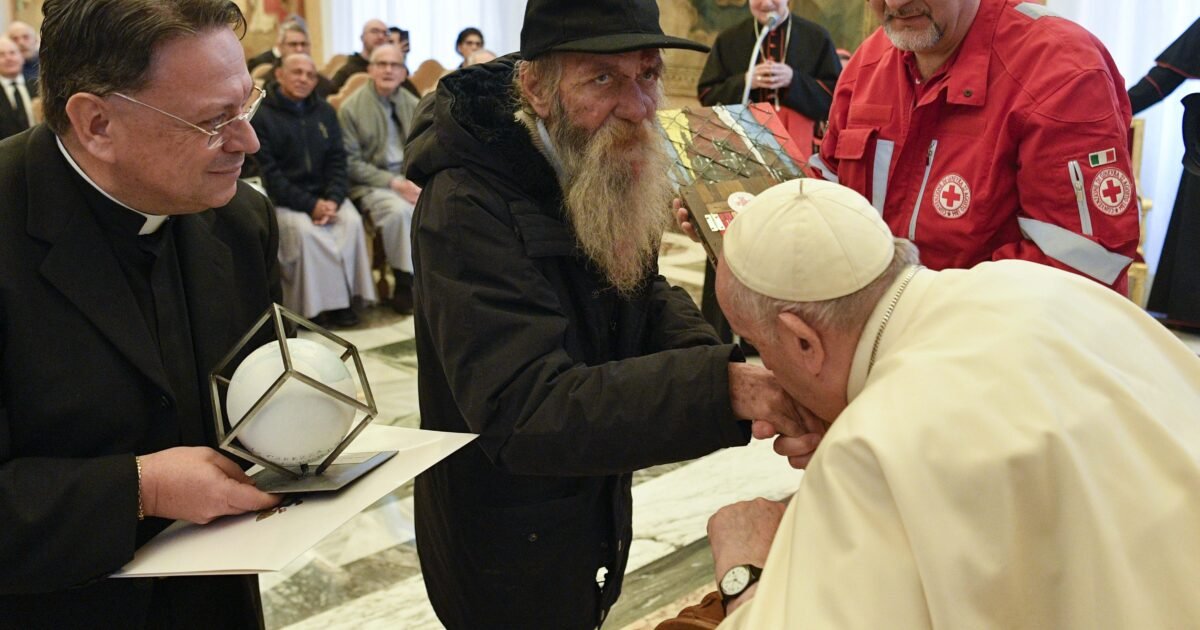 Pope pays tribute to those who exercise charity - Detroit Catholic