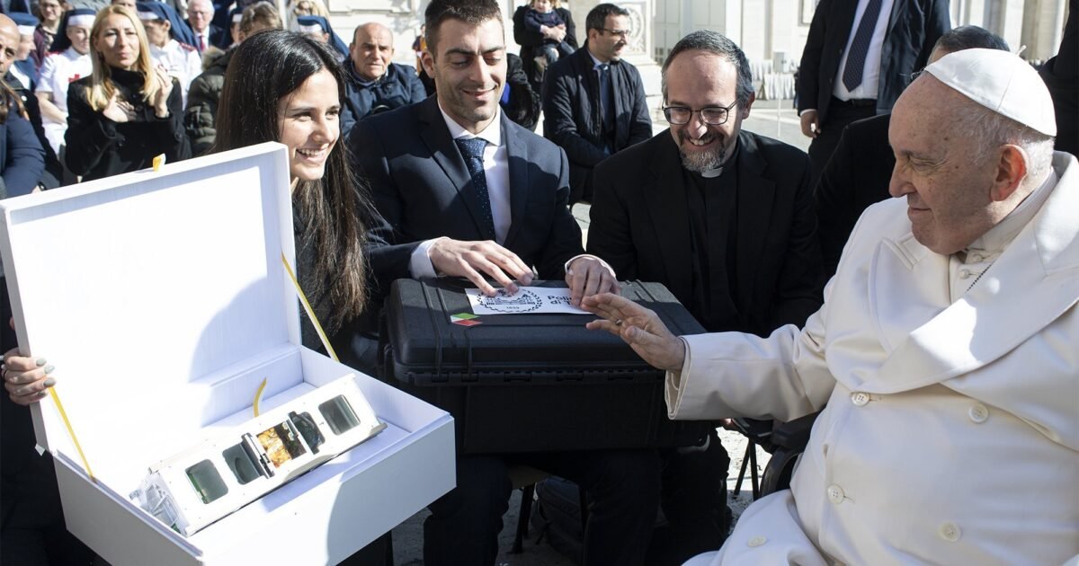 Pope's message of hope launched into space to orbit Earth - Detroit ...