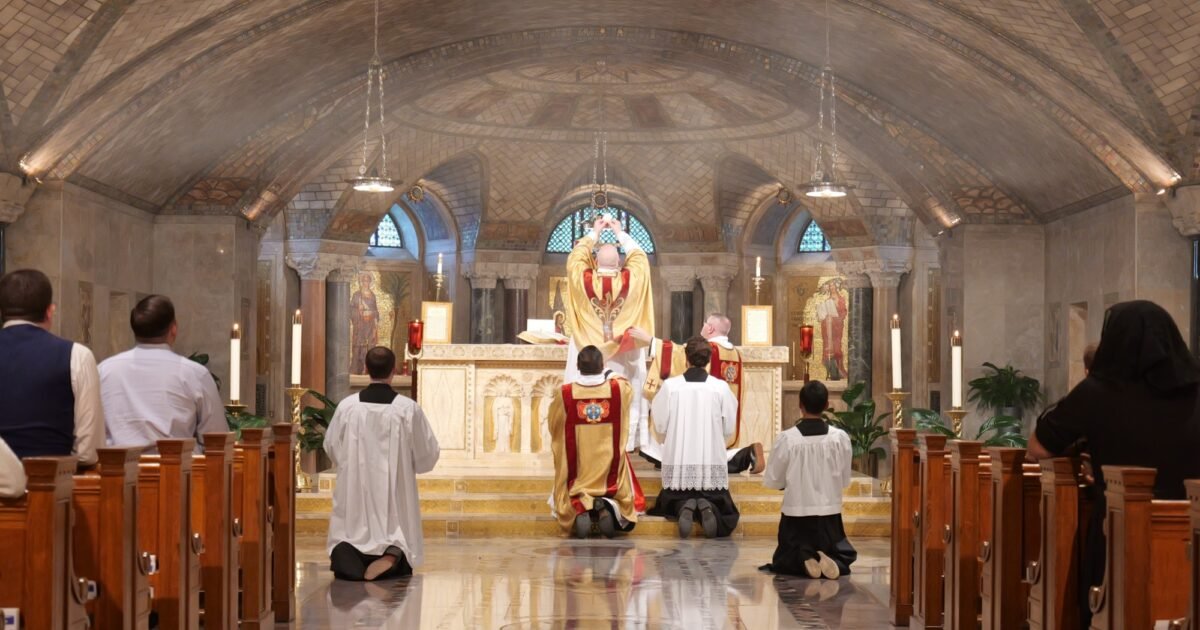Ordinariate Solemn Mass honors St. Newman's legacy at national shrine ...