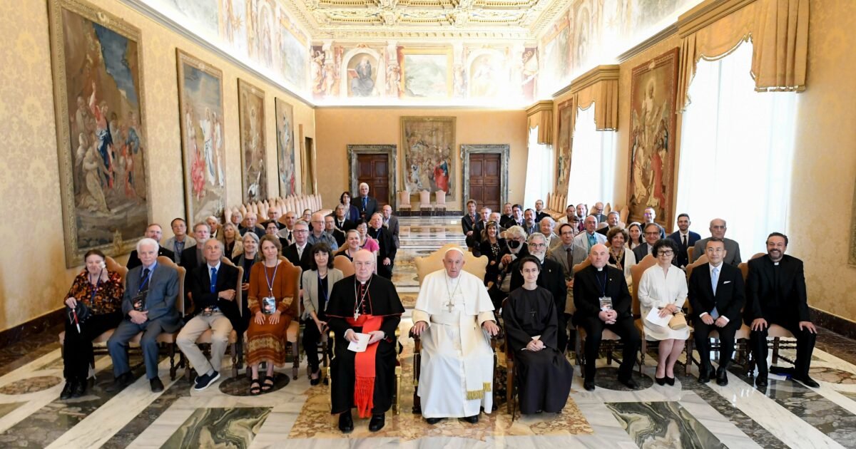 Science that serves humanity is in harmony with faith, pope says ...