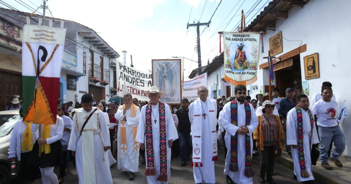 Mexican bishops urge truce as country celebrates feast of Our Lady of ...
