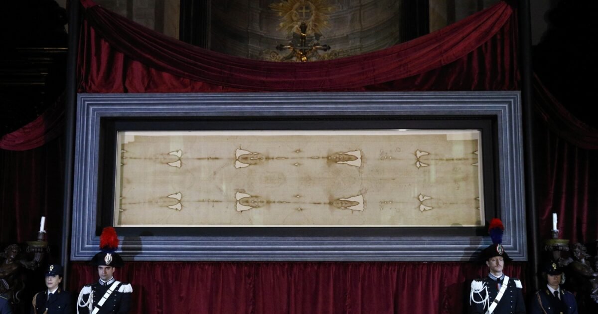 The Shroud of Turin: A mystery that continues to fascinate- Detroit ...