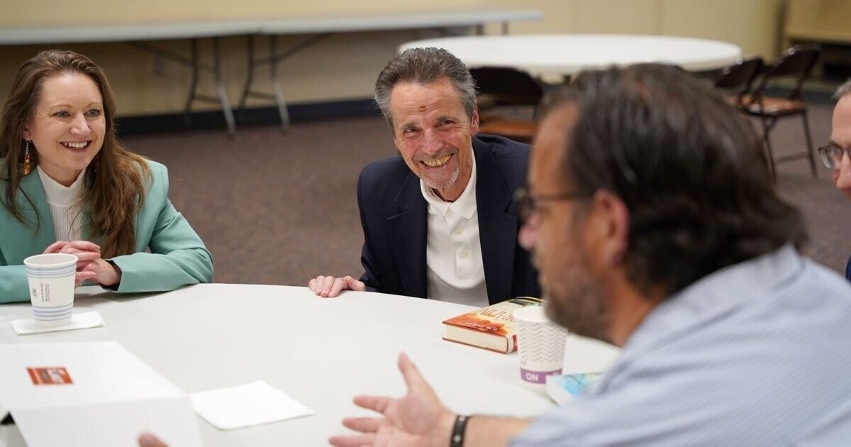 Eclectic group bears witness to Christ by discussing art and faith in ...