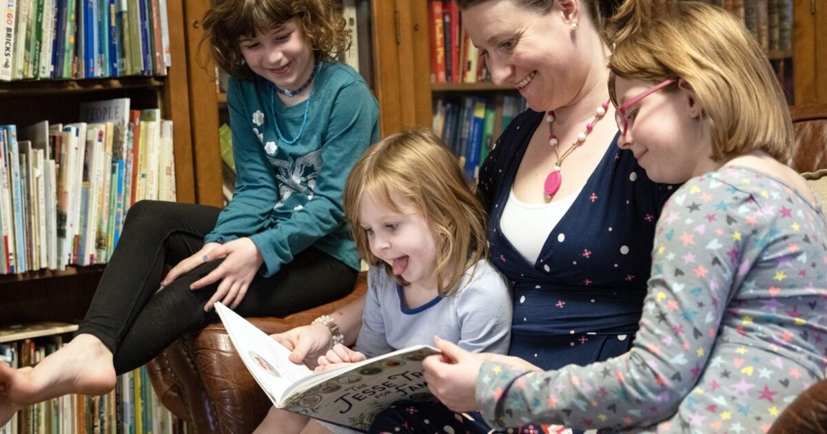 Local author helps kids learn tradition of the 'Jesse Tree,' the family ...