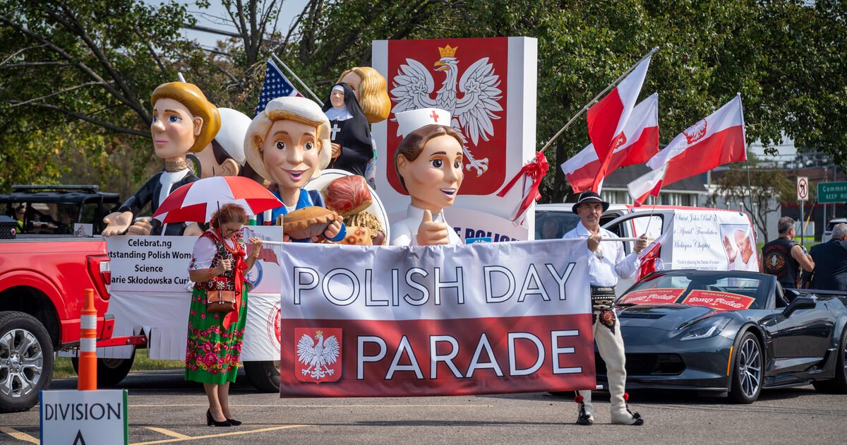 Bringing Warsaw to Warren: Polish Day Parade takes pride in all things ...